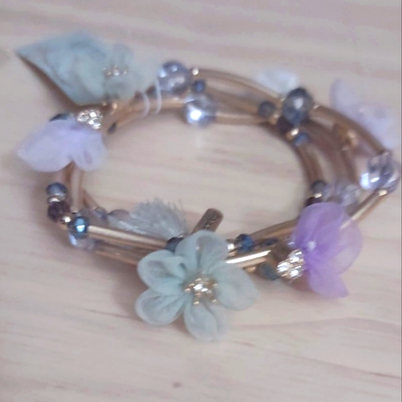 lonna & lilly | Jewelry | Lonna Lilly Lavander Green Flower Bead ...